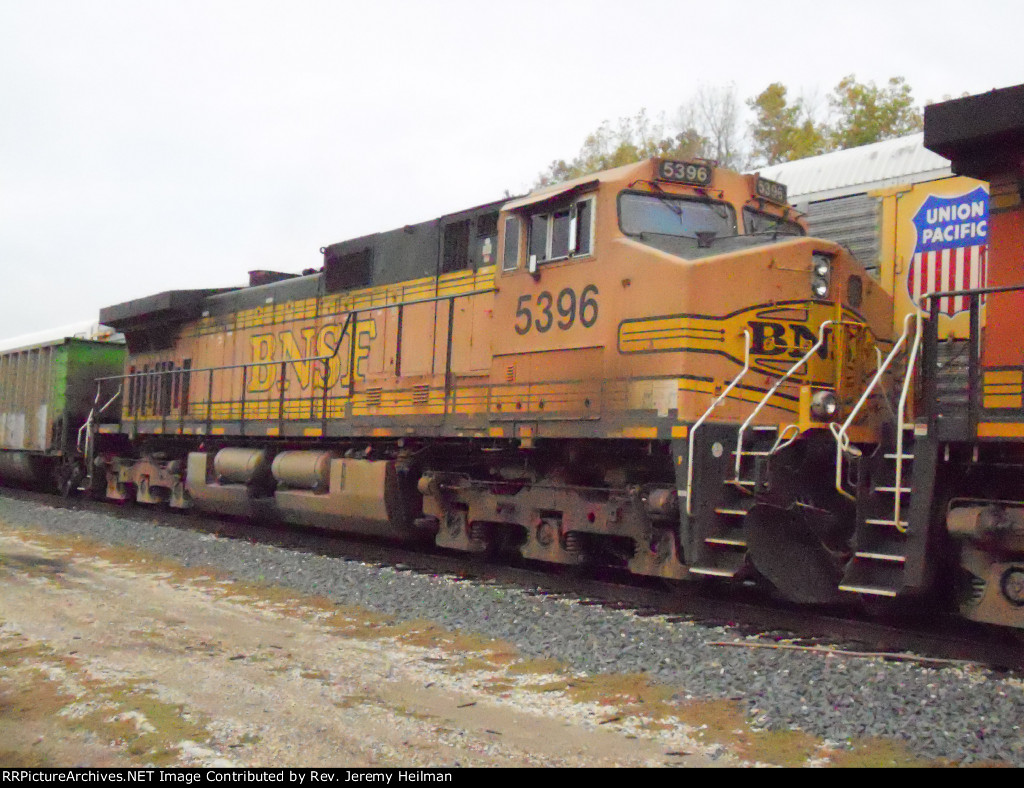 BNSF 5396